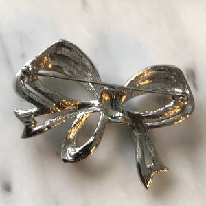 Jewelry | Pin | Poshmark